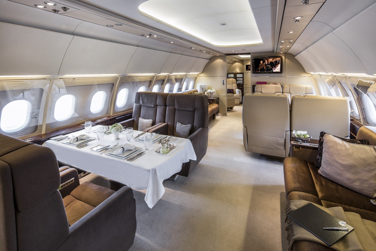 AIRBUS ACJ318 ELITE | Private Jet | Global Jet